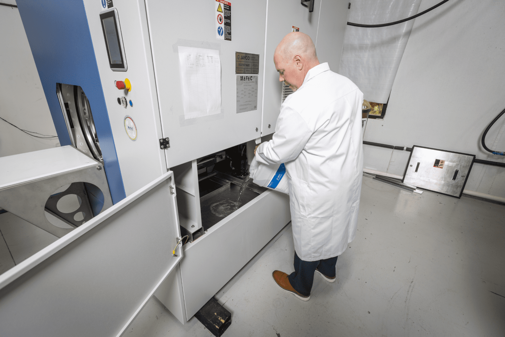 Aqueous Cleaning Solutions - JAYCO Chemical Solutions